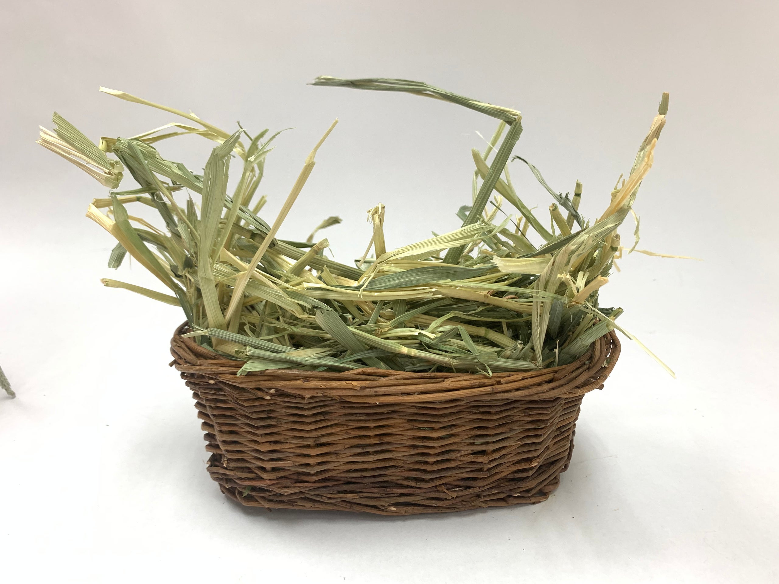 Oval Willow Hay Basket | Bunny Bunch Boutique